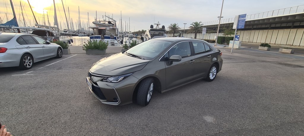 Toyota Corolla Rental in Barcelona, Spain TakeCars.com