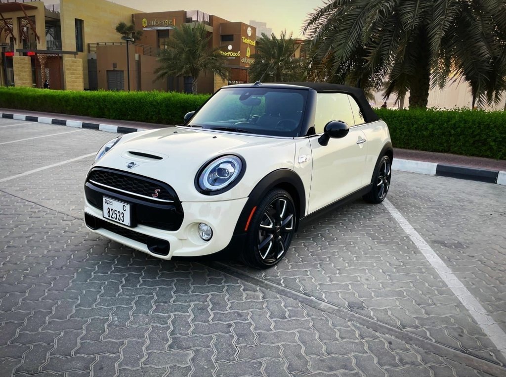 Mini Cooper S Rental in Dubai, UAE TakeCars.com